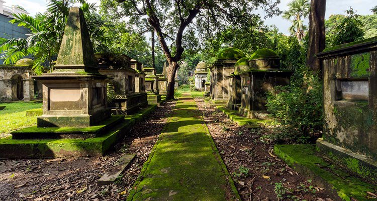 10 Of The Most Haunted Cemeteries In India To Think Twice Before ...