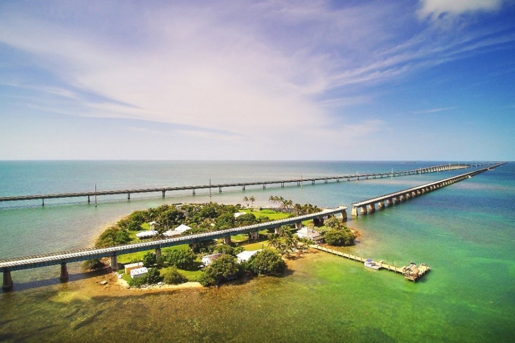 20 Of The World's Scariest Bridges That We Bet You Would Never Cross