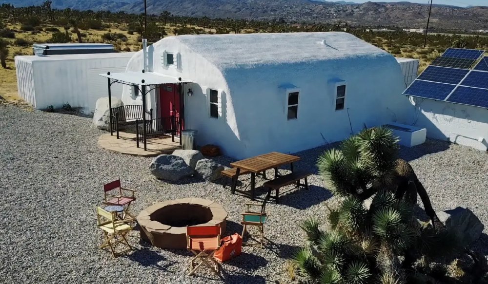 5 Amazing Airbnb Homes That Will Make You Feel Like You Are In A Spaceship