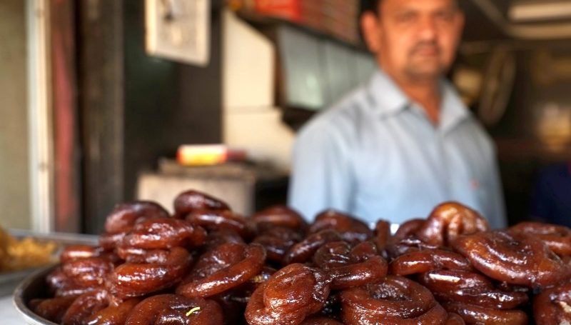 15 Dishes To Try On Mohammed Ali Road | 15 Tasty Dishes To Try In Mumbai