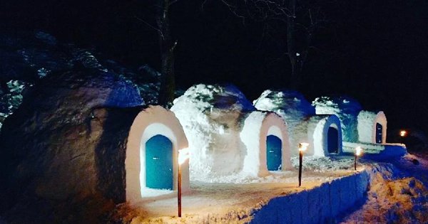 Now You Can Book Yourself A Cozy Stay At These Igloo Rooms In Manali