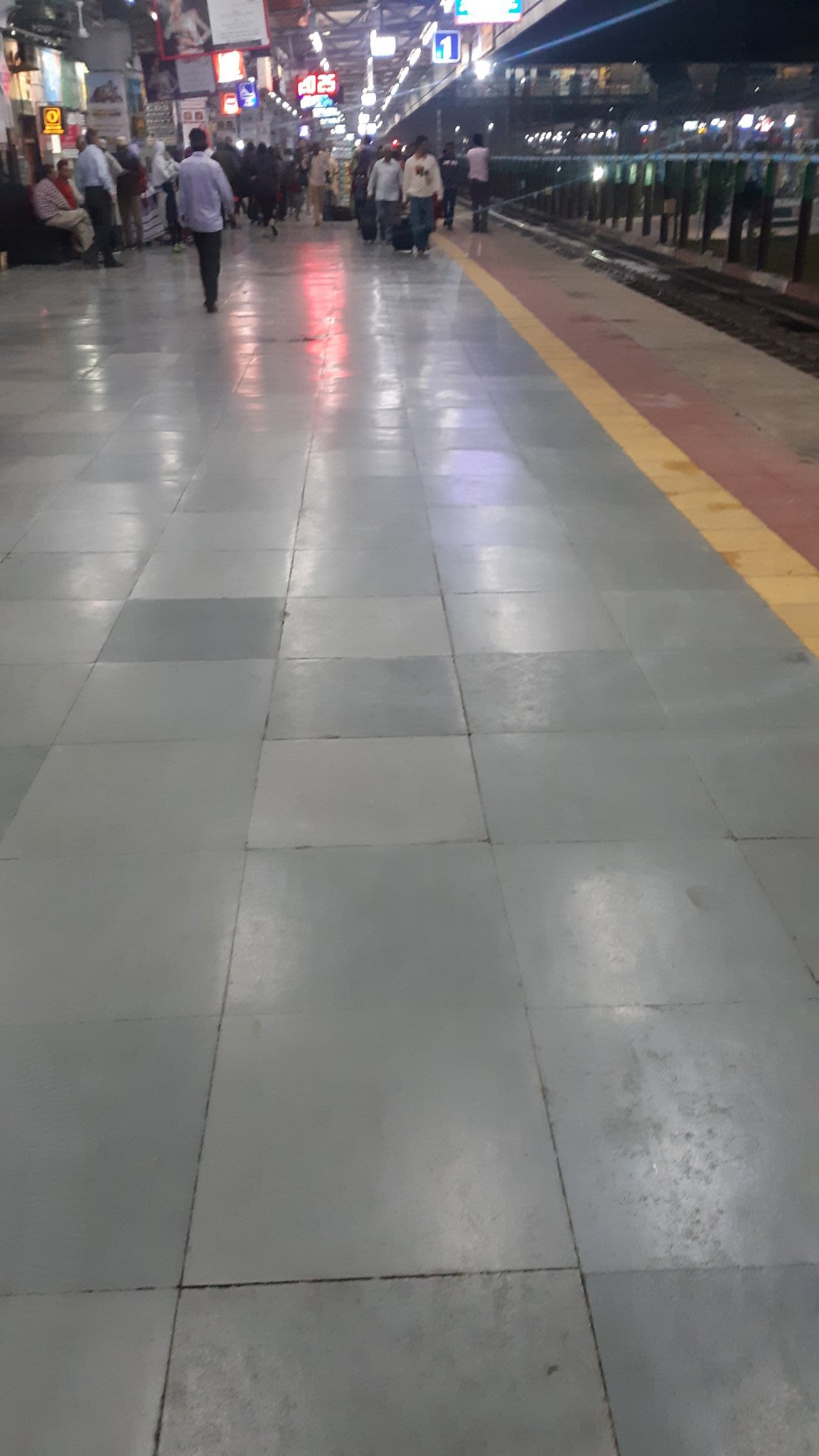 Just Some Pictures Of Neat & Clean Indore, Coz That's How The City ...