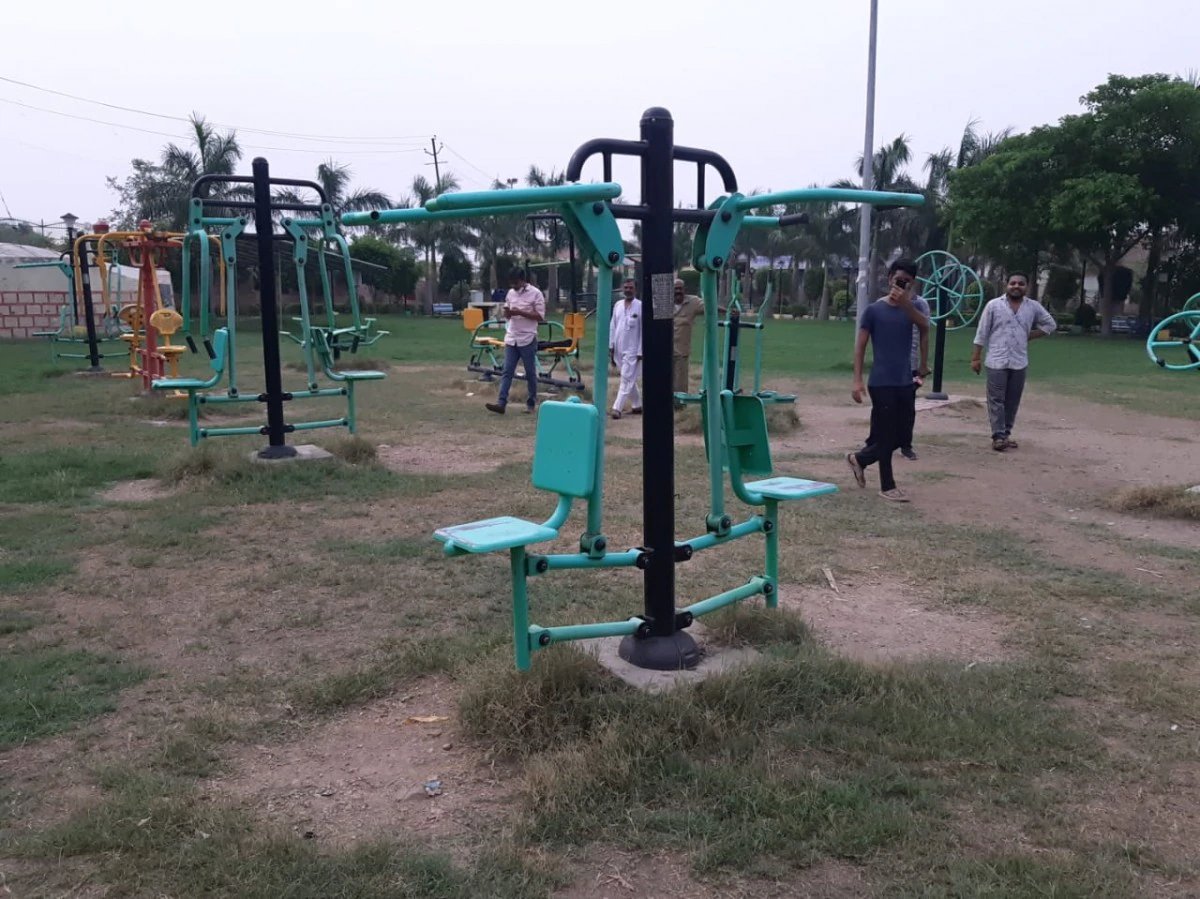 Paranormal Activity? This Video Of A 'Ghost Exercise Machine' Moving On ...