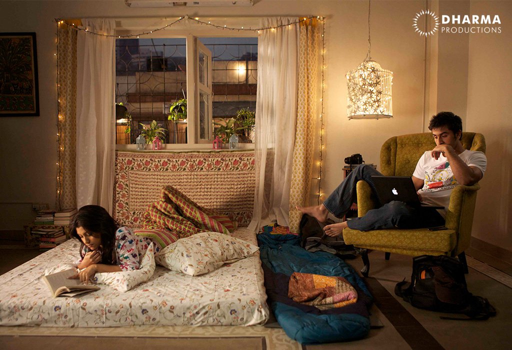 10 Beautiful Houses From Movies That Live In Our Hearts Rent-Free