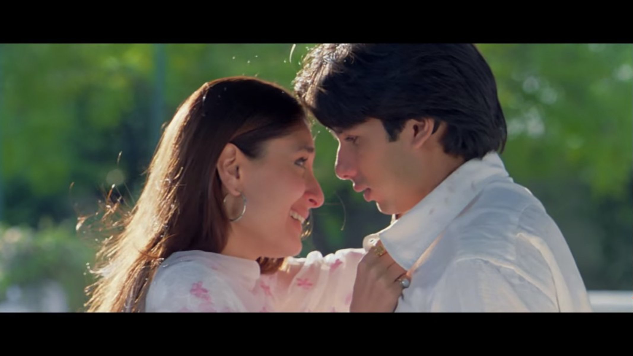 17 Moments From The Iconic ‘Jab We Met’ That Make It Our ‘Favourite’ Movie