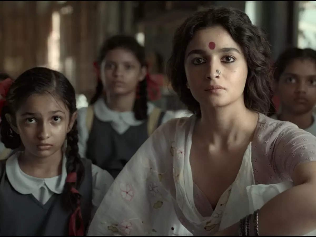 'Gangubai Kathiawadi' Shows Gangubai Meet Pt. Nehru. Here's What ...