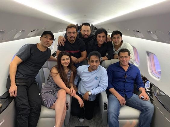 17 Private Jet Owners in India from from Amitabh Bachchan to Allu Arjun