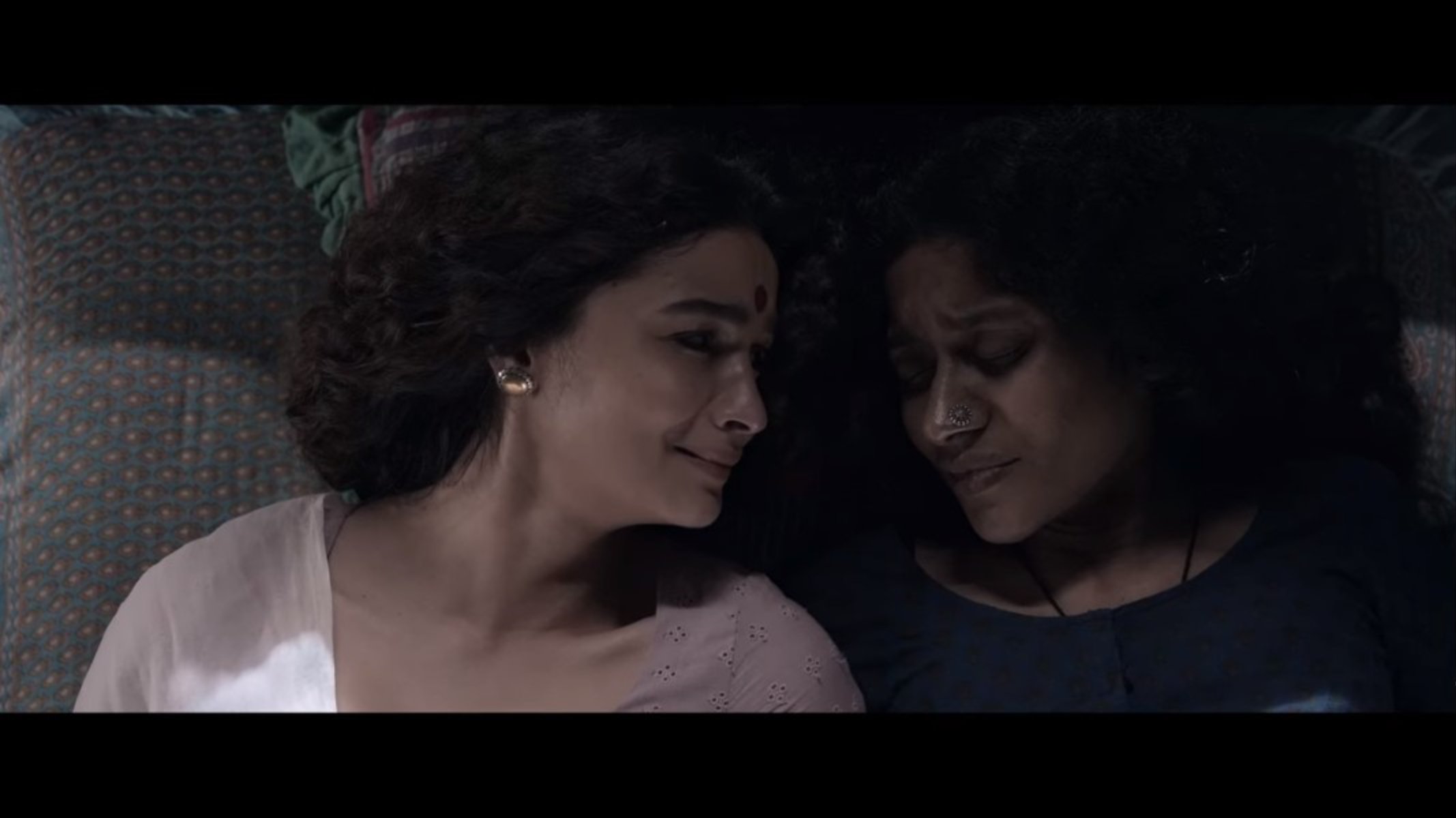 This Scene From Gangubai Is Going Viral On Twitter For Painting A ...