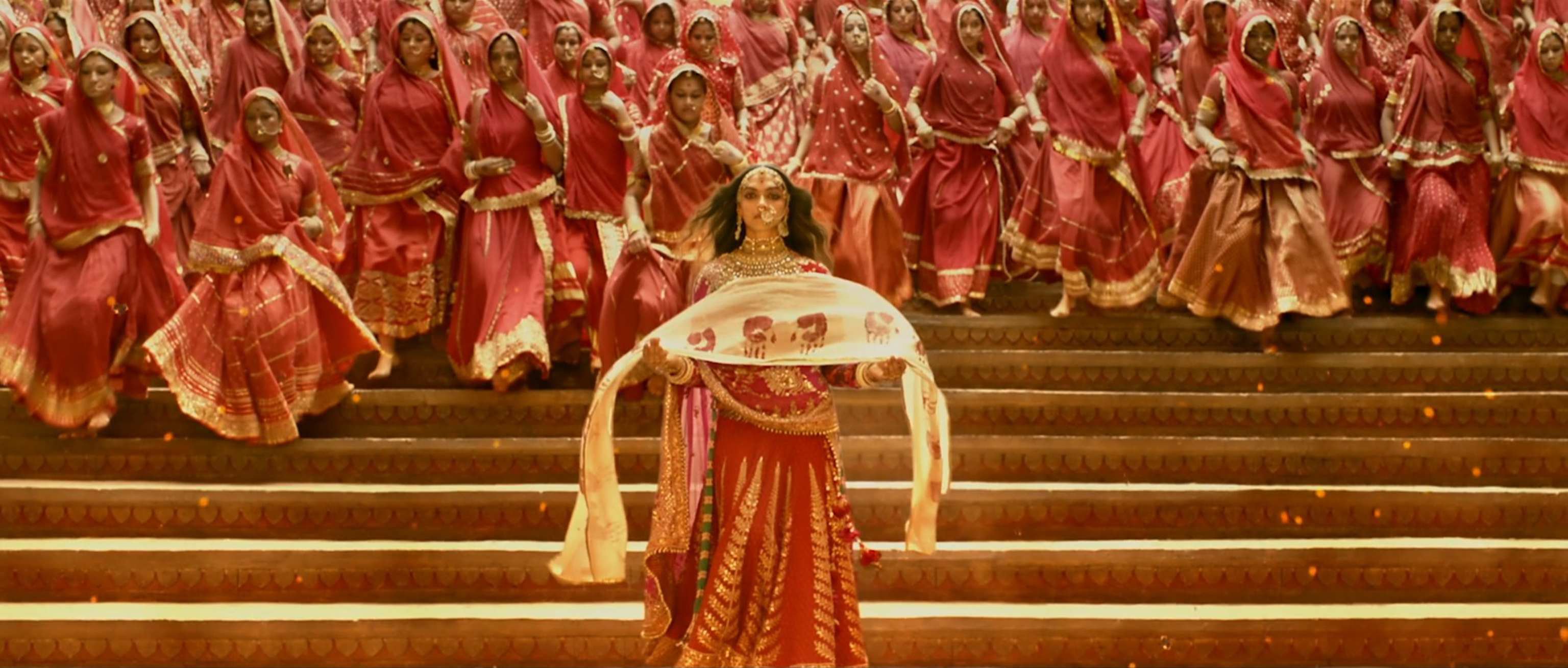 'Gangubai Kathiawadi' & 13 Other Film Scenes That Still Give Us Goosebumps