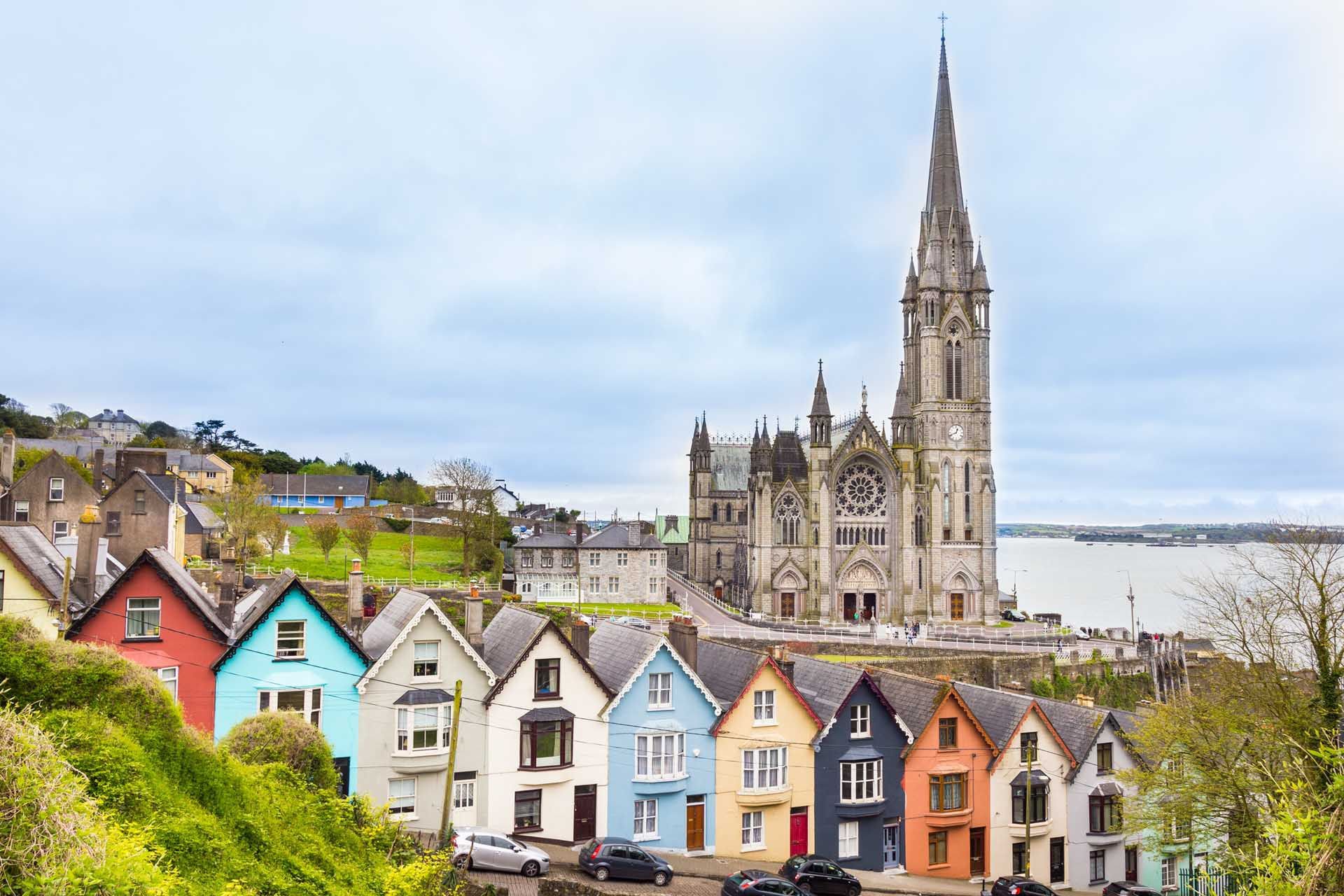 10 Countries That Pay You To Move There: Discover Opportunity