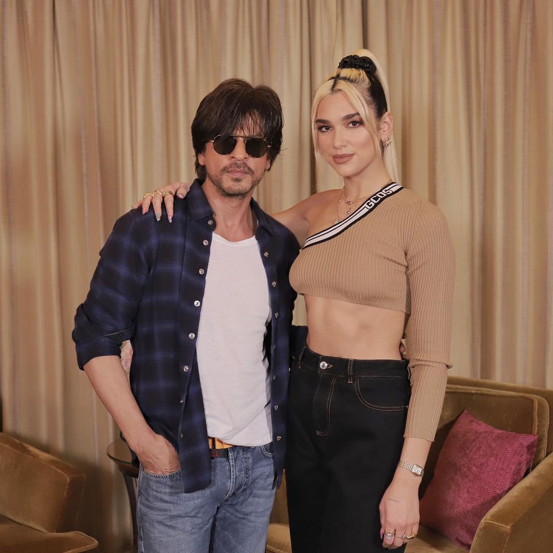 Just 20 Pictures Of Shah Rukh Khan To Make Your Weekend A Little Brighter
