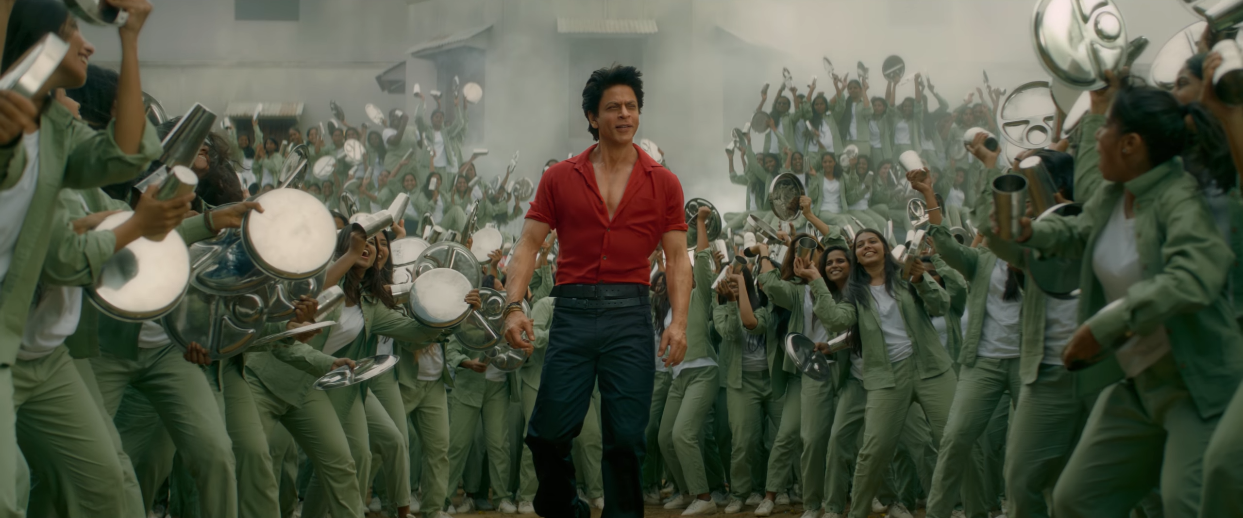 The Entry Scenes Of SRK In 'Jawan' Are Iconic