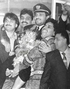 Everything You Need To Know About Devi Sharan, The IC 814 Pilot