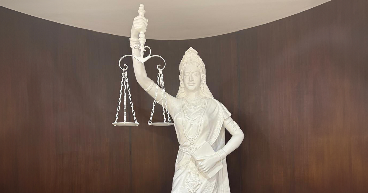 The 'Lady Justice' Statue Has Been Changed & Here's What The Two ...