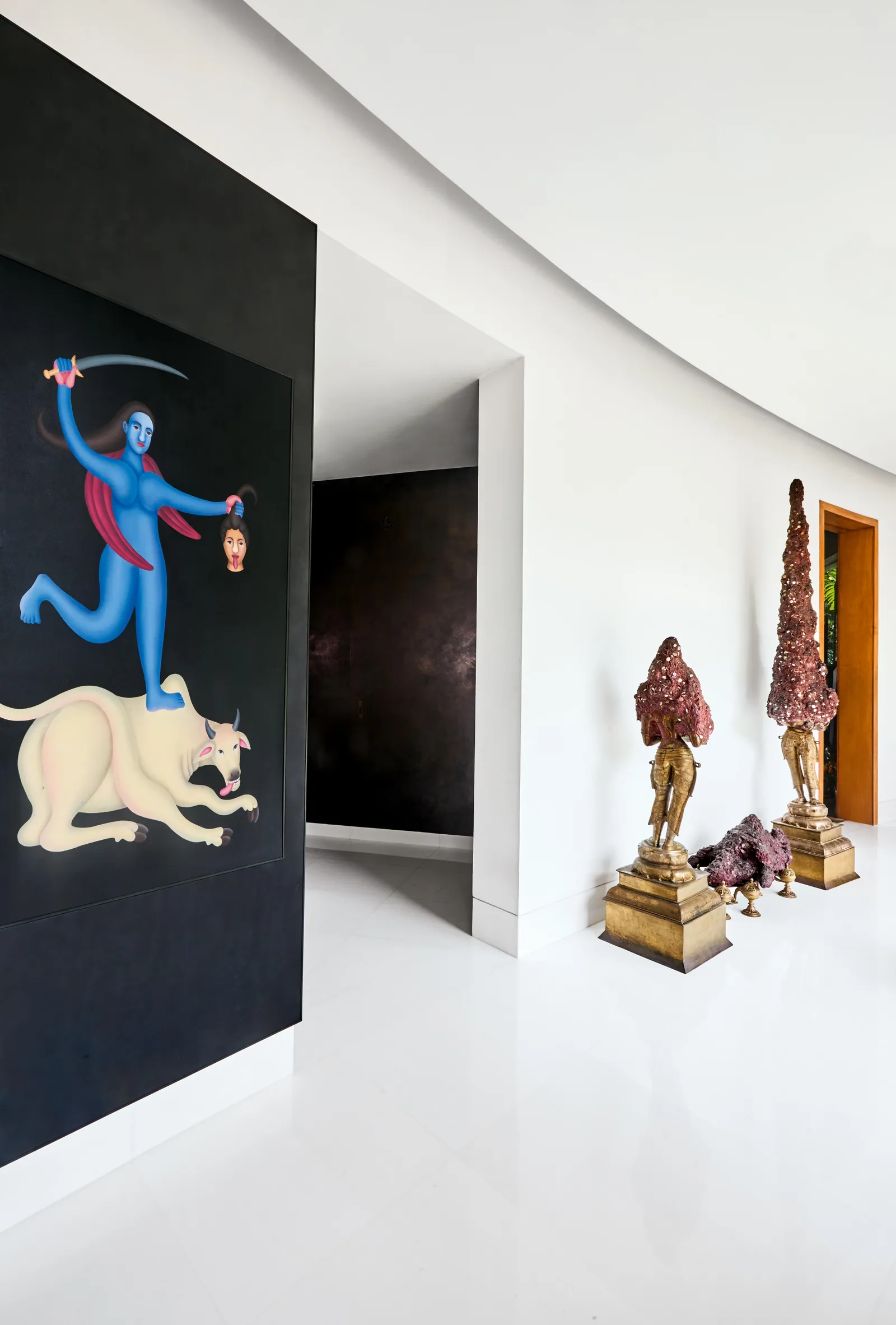 These Pics From Shalini Passi’s Art-Filled Delhi Mansion Will Make You ...