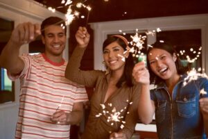 150+ Heartfelt New Year Wishes for Friends to To Welcome New Year 2025