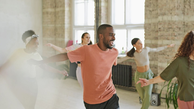30 Best Dance Games: Fun Activities for Adults, Break Dance Challenges ...
